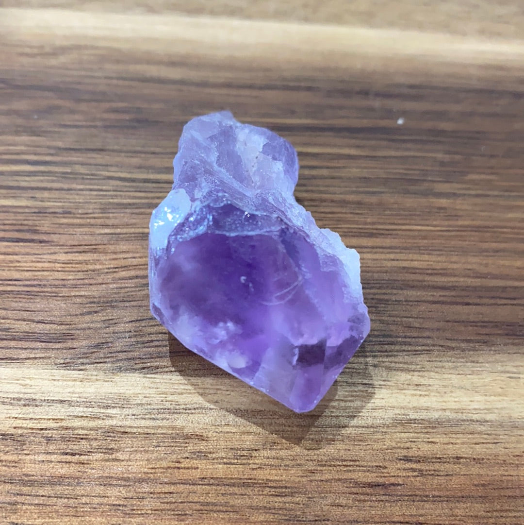 Amethyst Points Sml – Earth Vibrations