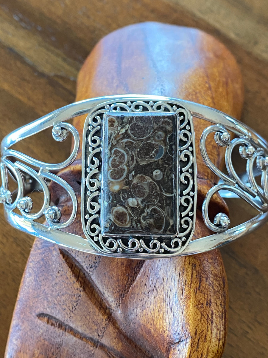 Tortilla Agate Cuff – Earth Vibrations