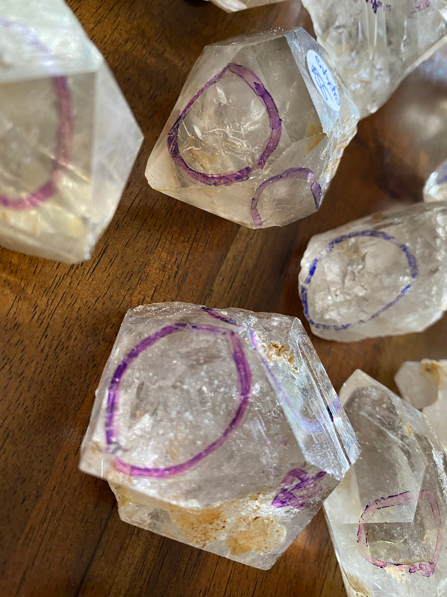 Enhydro Bubble Elestial Quartz – Earth Vibrations